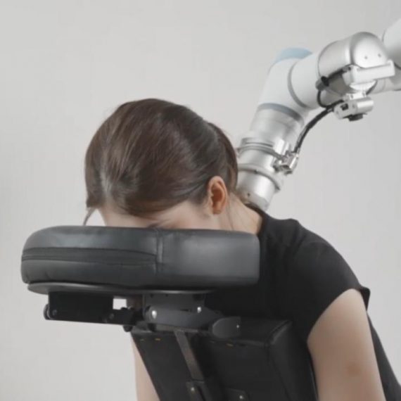 The World’s First Hands-free AI Massage Robot – Rocozyer – Leaflife ...